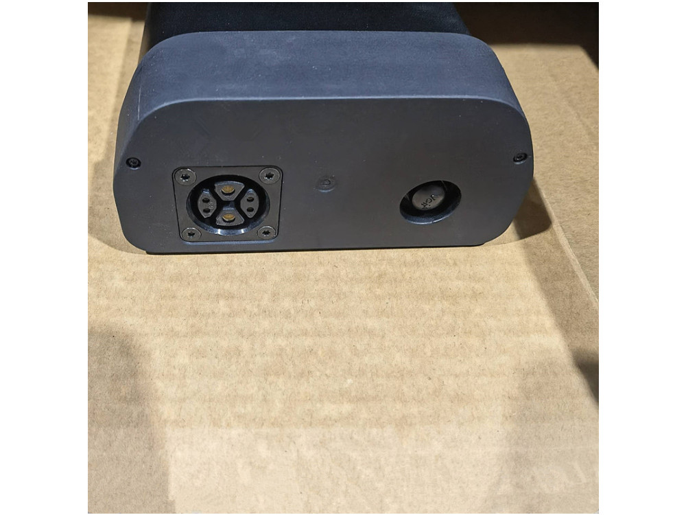 B3SR,Lithium-ion battery,BOOSTED (Battery 8500mAh 370Wh| Shop by ...